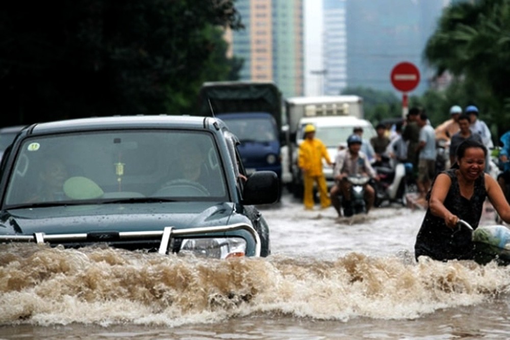 Mobil Terendam Banjir, Begini Cara Mengatasinya - OTOBLITZ.NET | OTOBLITZ.NET