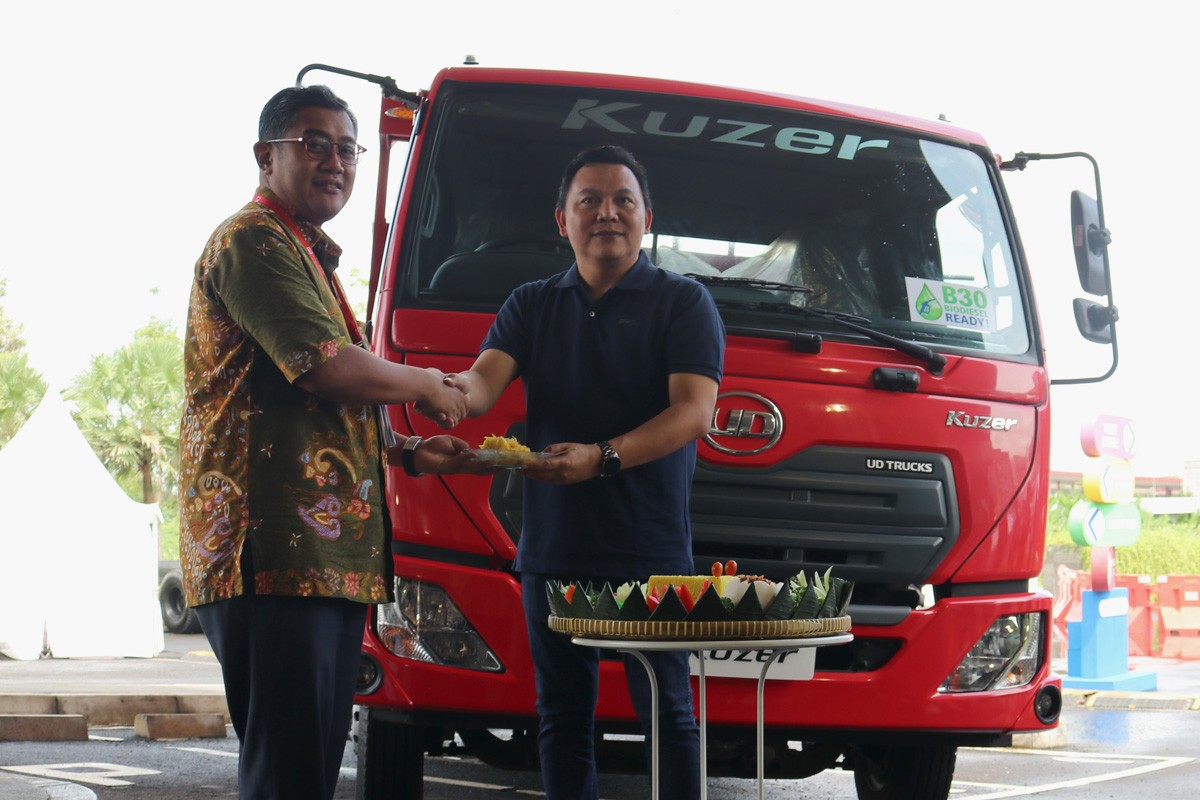 Tahun 2020, Astra UD Truck Targetkan Penjualan Kuzer 350 Unit - OTOBLITZ.NET | OTOBLITZ.NET