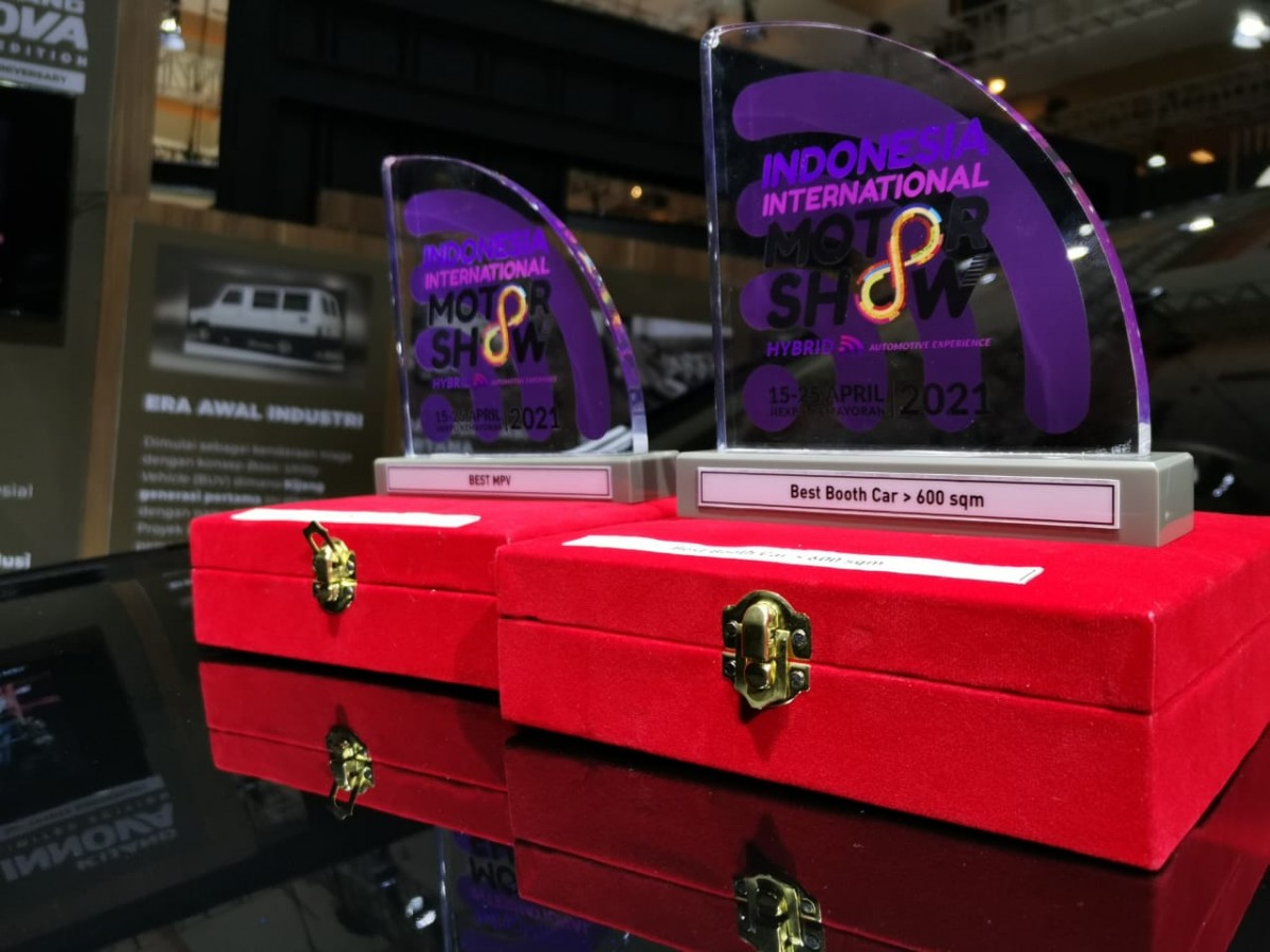 Ajang IIMS Hybrid 2021 Sukses Menambah SPK Toyota Sekaligus Raih Dua Penghargaan - OTOBLITZ.NET ...